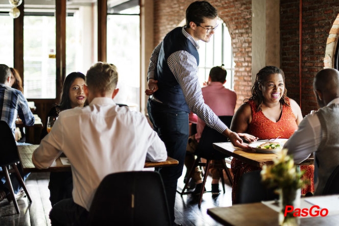 How to Find and Reserve the nearest restaurant in 1 minute– PasGo