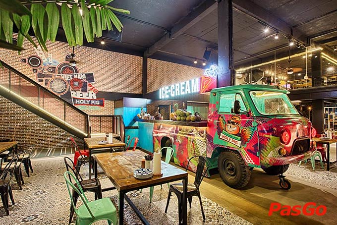 Nhà hàng Holy Pig - Cocobay Đà Nẵng | Bùng nổ cùng ẩm thực Mỹ